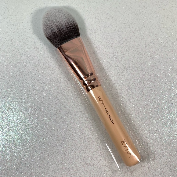 ZOEVA | Makeup | Zoeva 11 Brush | Poshmark
